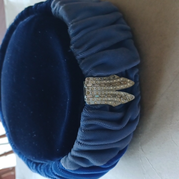 Vintage | Accessories | Vintage Threetone Midnight Blue Velvet Pill Box ...